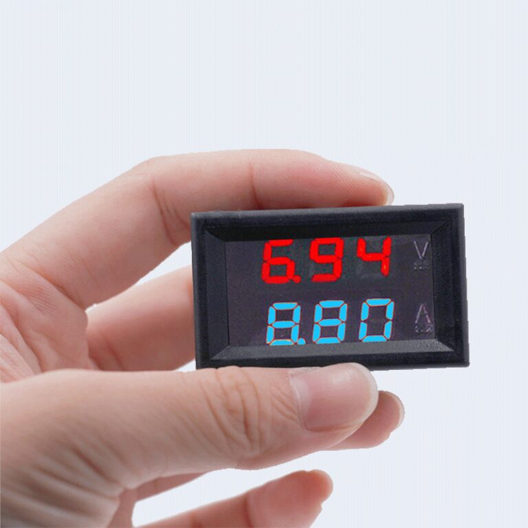 voltmeter and current display